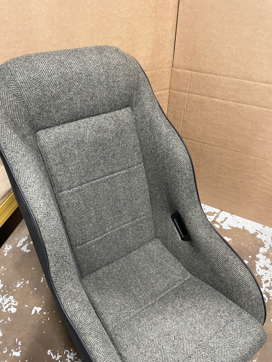 Classic RSR – Cobra Seats