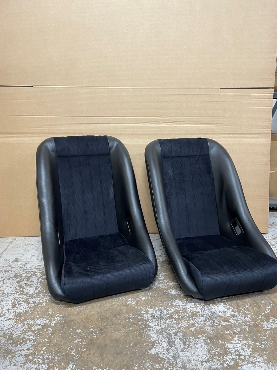 Classic CS with Headrest - PAIR – Cobra Seats